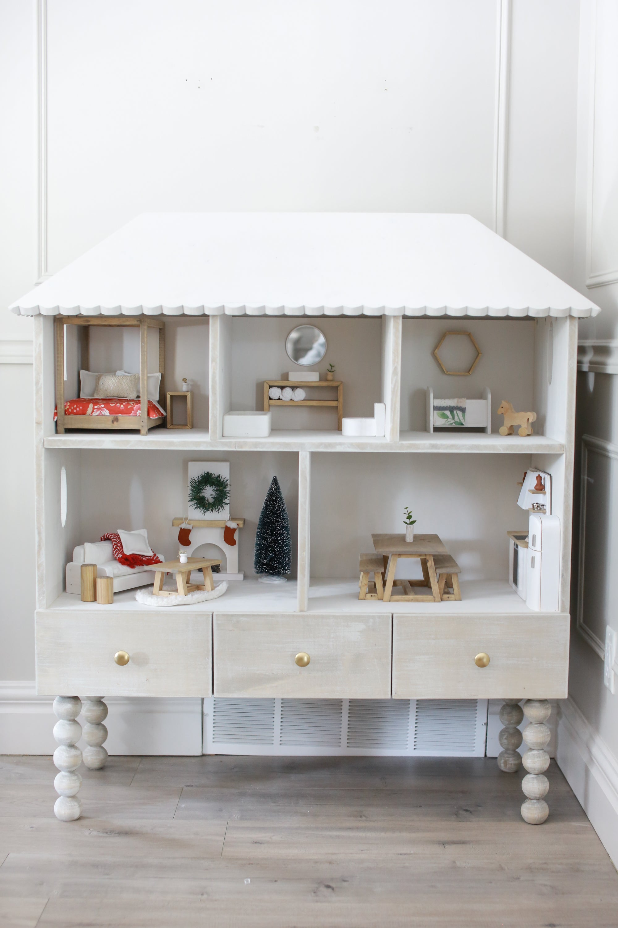 Annie’s Dollhouse - Primrose